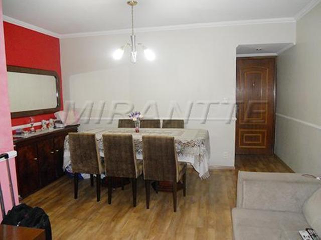 Apartamento com 3 quartos