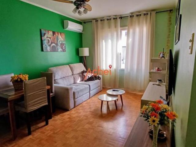 Apartamento de 86,50m2 com 2 dormitórios, dependência de empregada