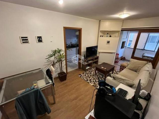 Apartamento de 86m² com vaga de estacionamento no bairro Petrópolis