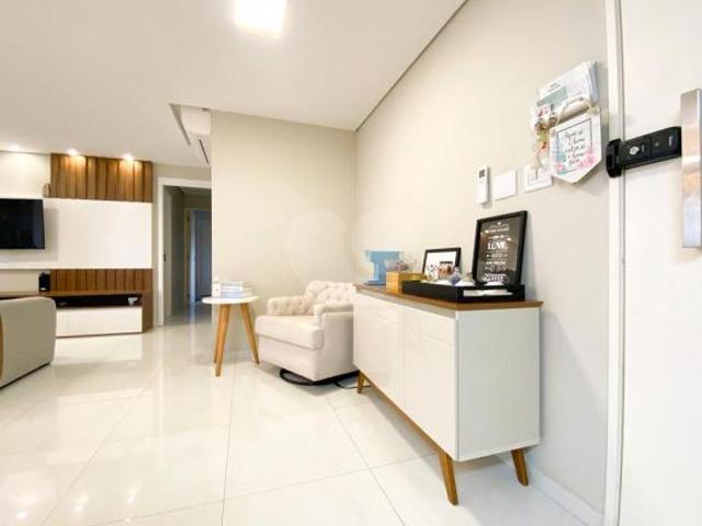 APARTAMENTO DE 86M. V. GUMERCINDO