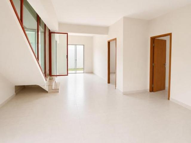 Apartamento de 88 m2 de 2 quartos no bairro Rochedo