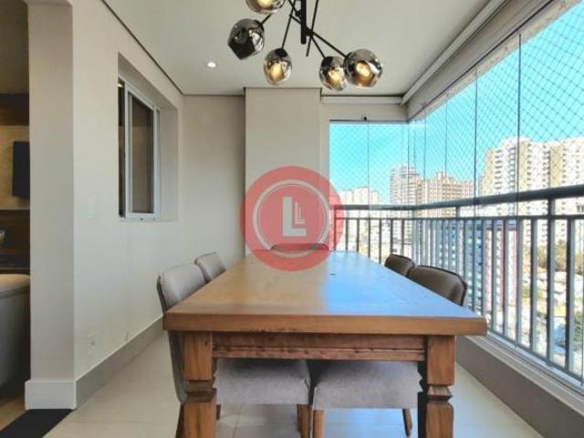 Apartamento de 90 m2 à venda no Centro de Santo André SP, 2 quartos, 1 suíte, 2 salas, 2 banheiros e