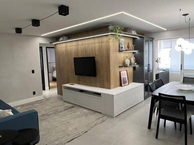 Apartamento de 90m², 3 Dorm, Suíte, Varanda 2 Vagas Condomínio Clube