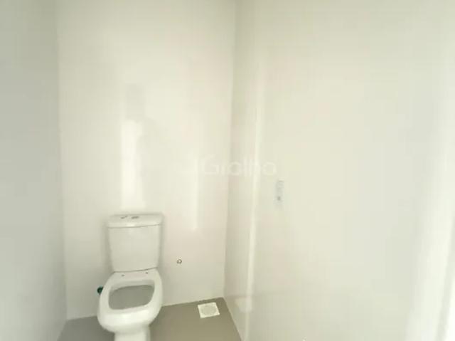 Apartamento de 92m² com 2 suítes em Barreiros