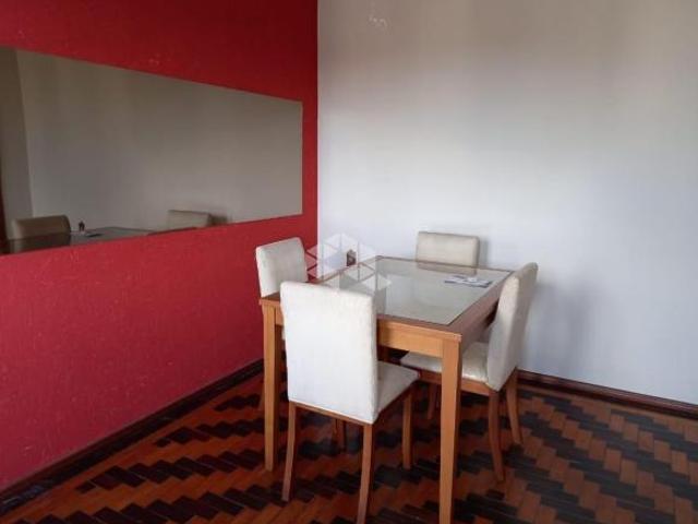 Apartamento de 92m² de área privativa próximo ao centro de Porto Alegre RS