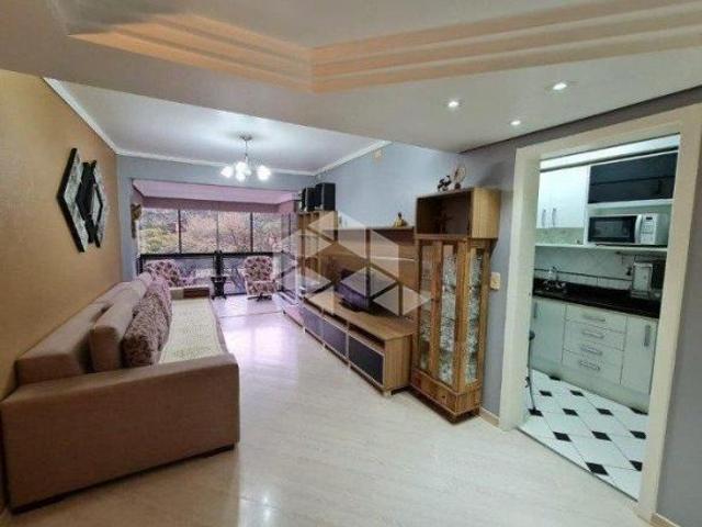 Apartamento de 94,67m² com 3 dormitórios/quartos no Menino Deus com vaga de garagem