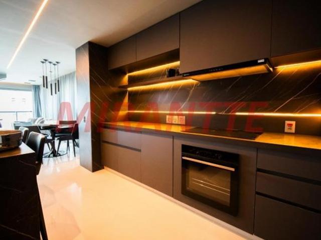 Apartamento de 94m² com 1 quartos