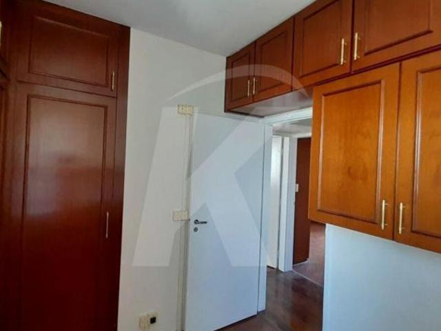 Apartamento de 95 m² com 3 dormitorios 1 suíte muito bem localizado na região de Santana