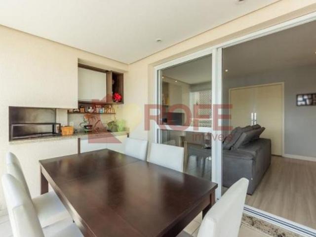 Apartamento de 95 metros com 3 dormitorios, no Floresce com Piscina Coberta
