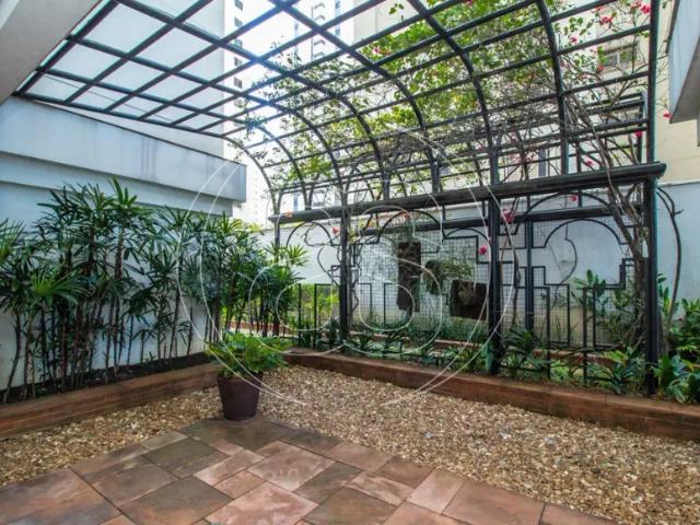 Apartamento de 95m² em Moema Pássaros com 2 suítes e 2 vaga de garagem