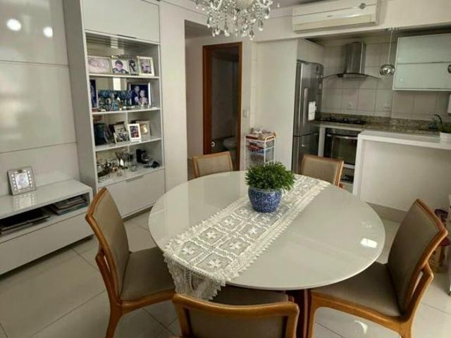 Apartamento de 96 m2 e 3 suítes no Setor Bueno em Goiânia