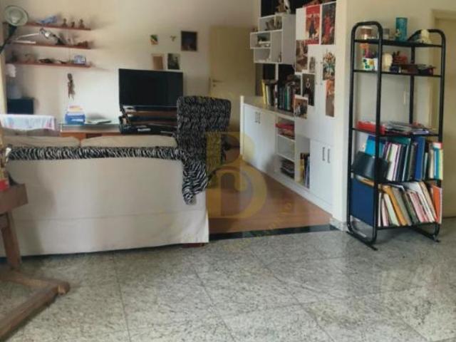 Apartamento de 98m² com Excelente Distribuição e Localização Privilegiada em Perdizes
