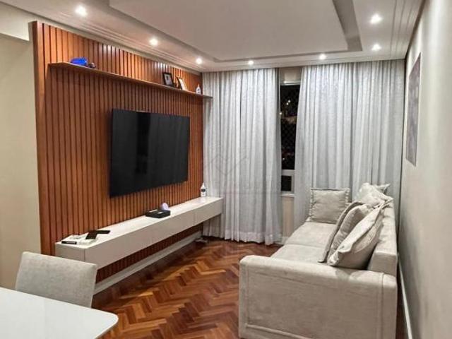 Apartamento de 03 Dormitórios 63m² por R$ 350.000,00 em Utinga Santo André SP