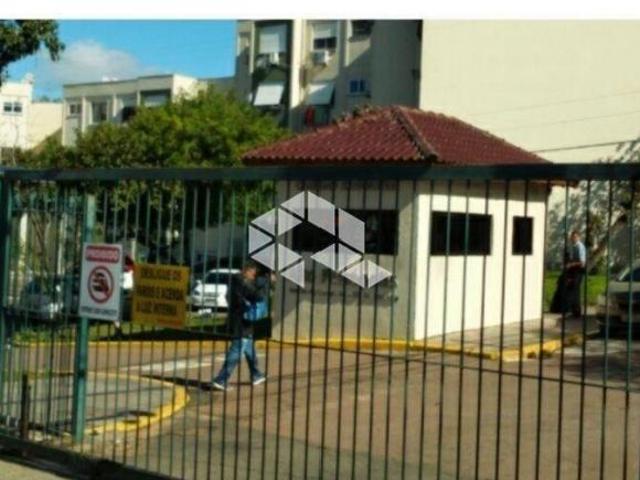 Apartamento de 03 dormitórios com 01 vaga. Alto Petropolis