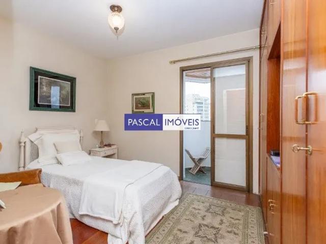 Apartamento de 03 dormitórios na Vila Mascote