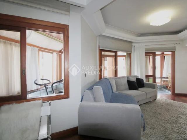 Apartamento de 03 dormitórios no bairro Centro em Novo Hamburgo