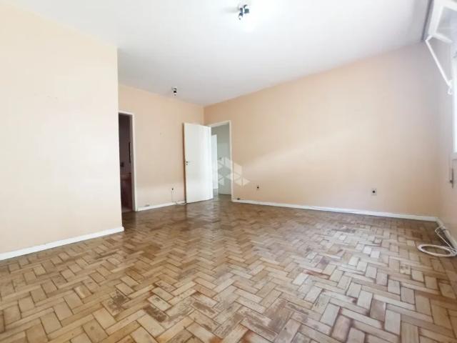 Apartamento de 03 dormitórios no bairro Independência