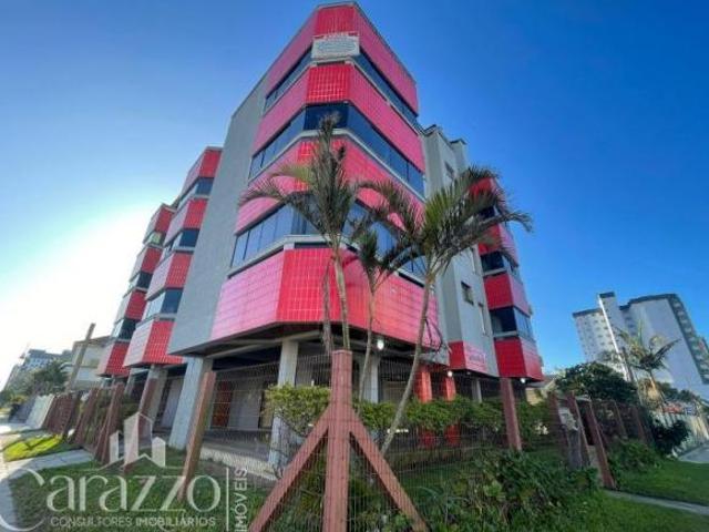 Apartamento de 03 dormitórios no centro de Tramandaí próximo ao mar