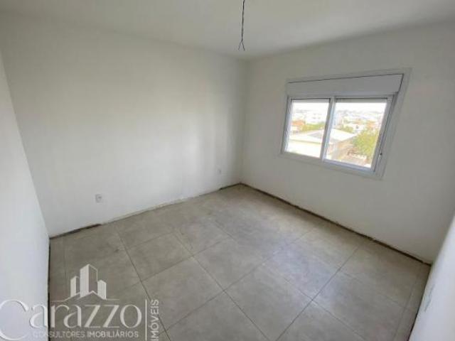 Apartamento de 03 dormitorios no Centro de Tramandaí