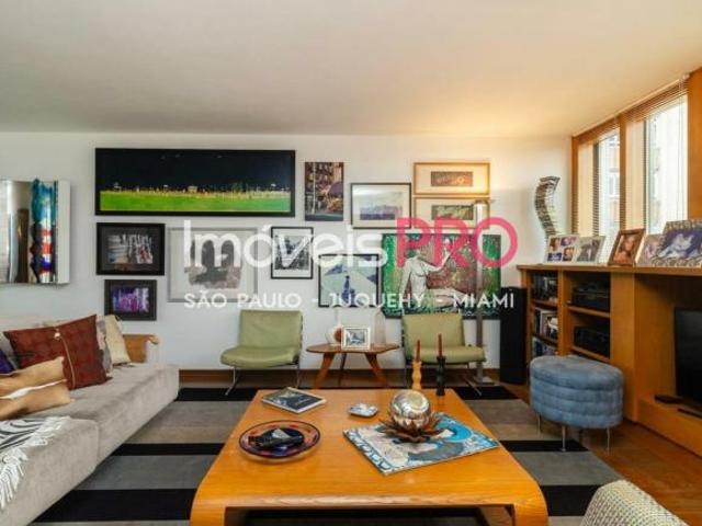 Apartamento de 03 dormitórios no Jardim Paulista
