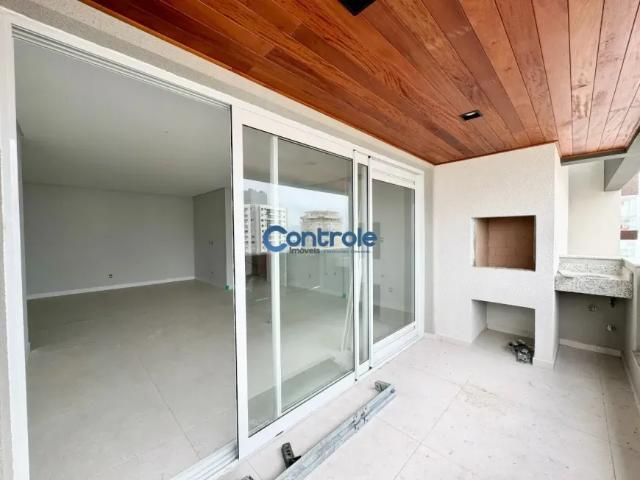 Apartamento de 03 dormitórios no Mira 360 em Barreiros / SJ