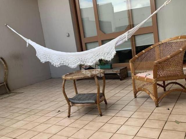 Apartamento de 03 dormitórios sendo uma suíte no Centro de Farroupilha