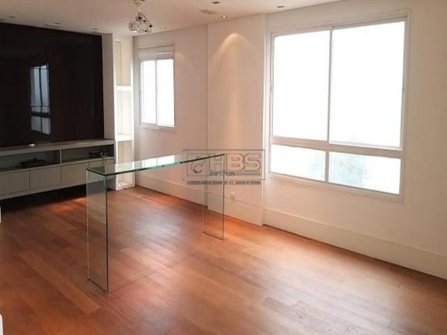 Apartamento de 03 dormitorios suites 04 vagas 260m2 no Morumbi