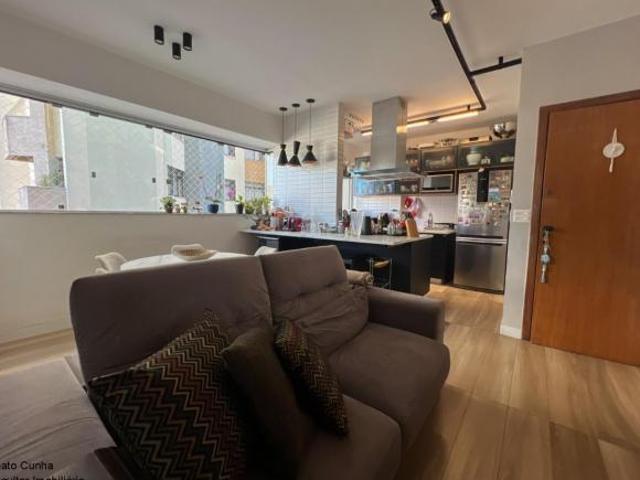 Apartamento de 03 Quartos no Bairro Buritis