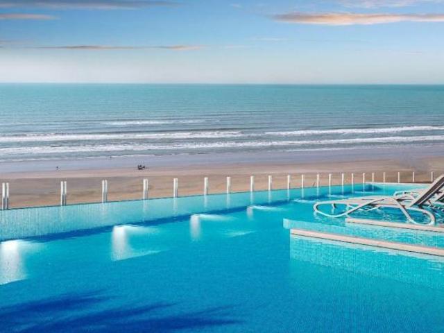 APARTAMENTO DE 03 QUARTOS NO JARDIM IMPERADOR COM VISTA MAR!
