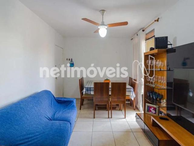 Apartamento de 03 quartos à venda no Cabral!