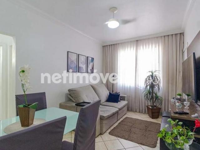 Apartamento de 03 quartos à venda no Castelo!