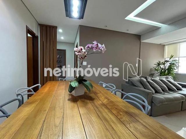Apartamento de 03 quartos à venda no Castelo