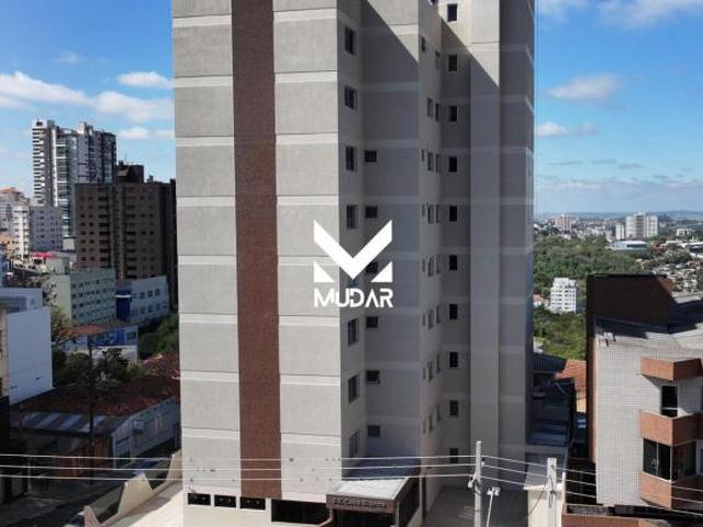 Apartamento de 03 quartos e 02 vagas no centro – Edifício Casa Blanca