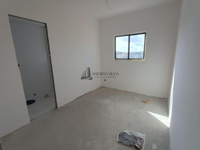 Apartamento de 03 quartos sendo 01 suíte e 02 vagas a venda no Boneca do Iguaçu, São José dos Pinh