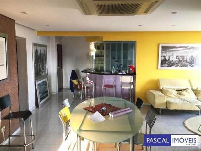 Apartamento de 03 suítes na saúde