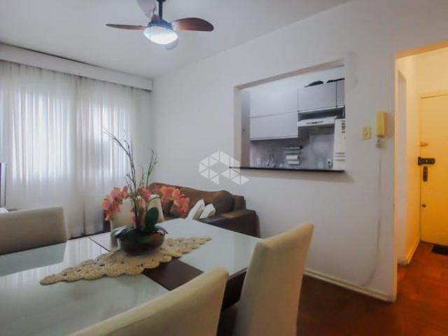 Apartamento de 01 dormitório muito ensolarado