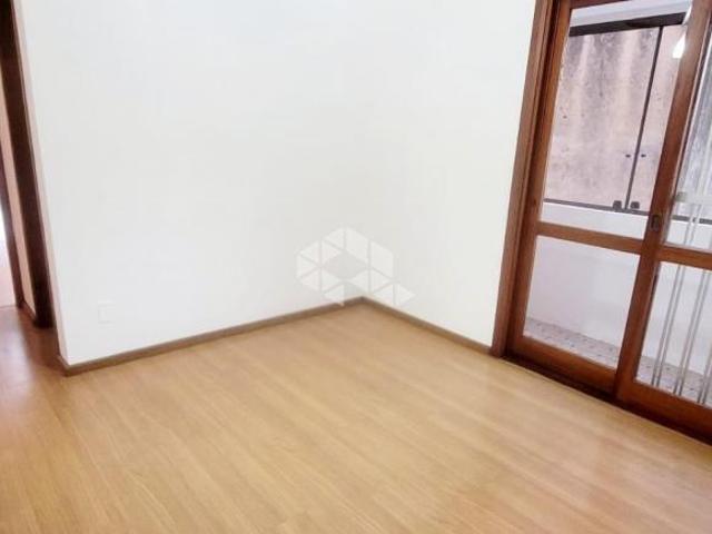 Apartamento de 01 dormitório no bairro Cidade Baixa