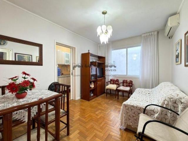 Apartamento de 01 dormitório no bom fim