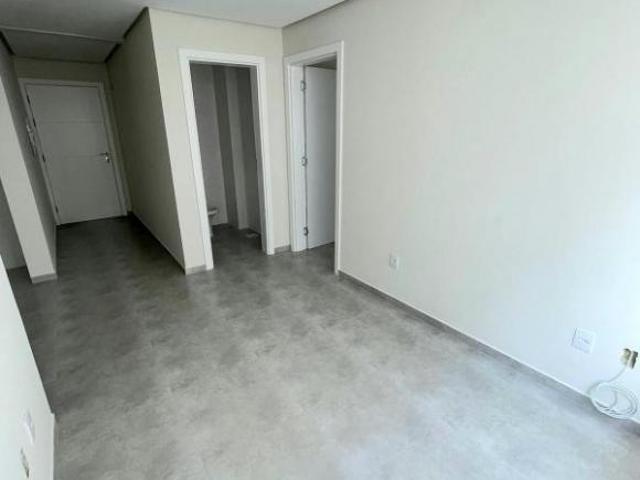 apartamento de 01 dormitório no centro de tramandaí