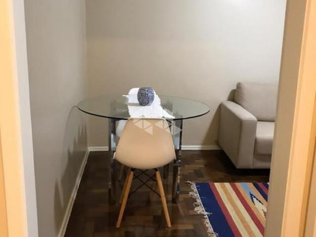 Apartamento de 01 dormitório no Centro Histórico
