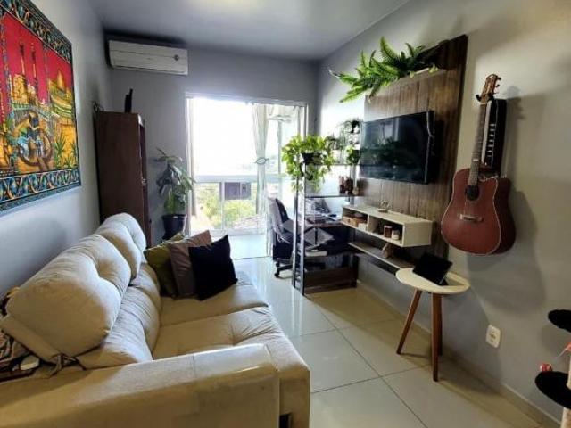 Apartamento de 01 dormitório com churrasqueira, no Bairro Centro