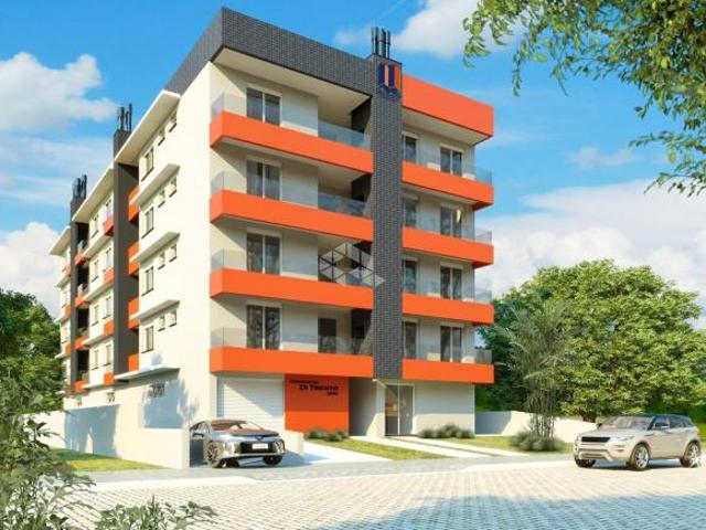 Apartamento de 01 dormitório com suíte, sacada e churrasqueira à venda no bairro