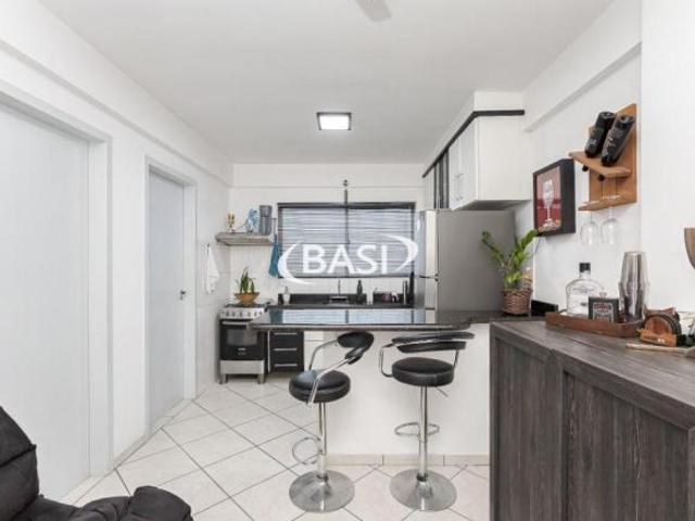 Apartamento de 01 dormitorio semi mobiliado a venda, no bairro Portao