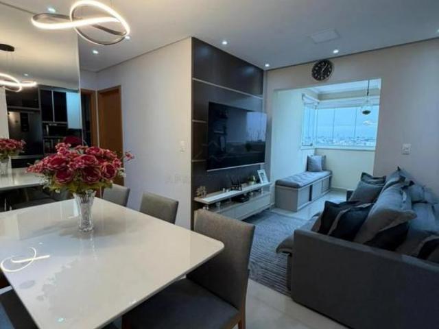 Apartamento de 02 Dormitórios 53m² por R$ 477.000,00 na Vila Humaita Santo André SP