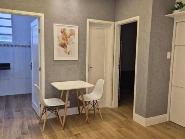 Apartamento de 02 dormitórios