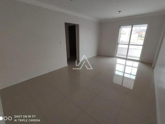 APARTAMENTO DE 02 DORMITÓRIOS 01 SUÍTE ANDAR ALTO FRENTE RUA CENTRAL Á VENDA PASSO FUND