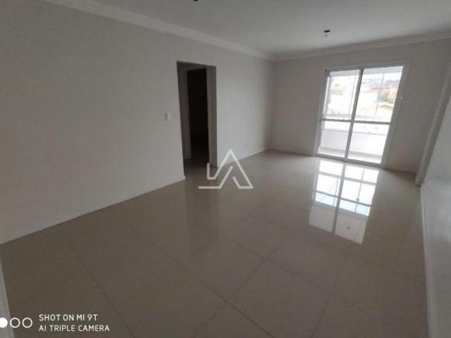 APARTAMENTO DE 02 DORMITÓRIOS 01 SUÍTE ANDAR ALTO FRENTE RUA CENTRAL Á VENDA PASSO FUND