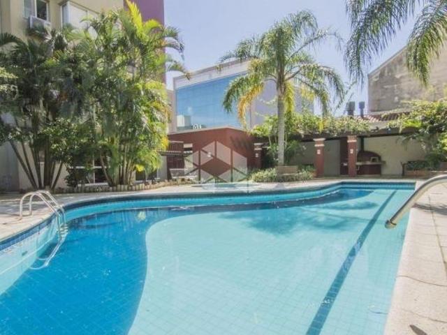 Apartamento de 02 dormitórios com 01 vaga de garagem coberta à venda no bairro Floresta, em Porto Al
