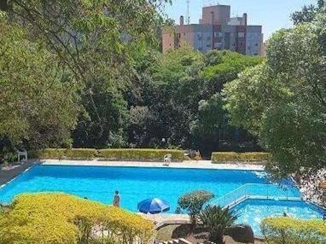 Apartamento de 02 dormitórios com infraestrutura completa no bairro Teresópolis/