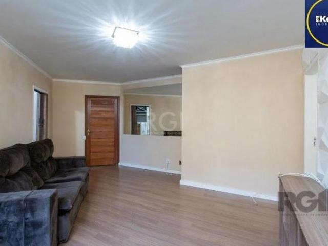 Apartamento de 02 dormitórios com móveis e roupeiros planejados